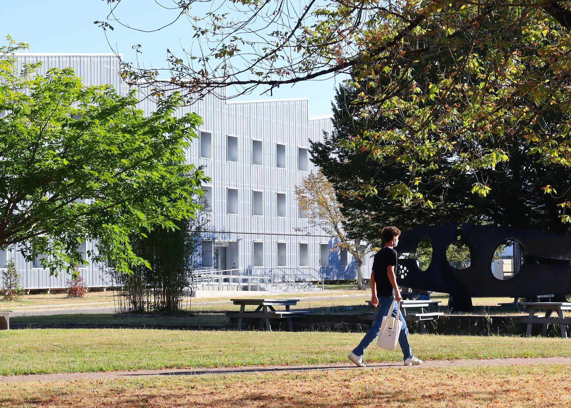 Découvrir les campus - Université de Bordeaux